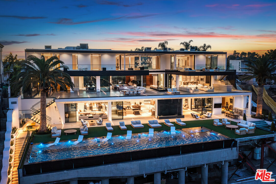 2078 Stradella Rd, Bel Air, CA 90077