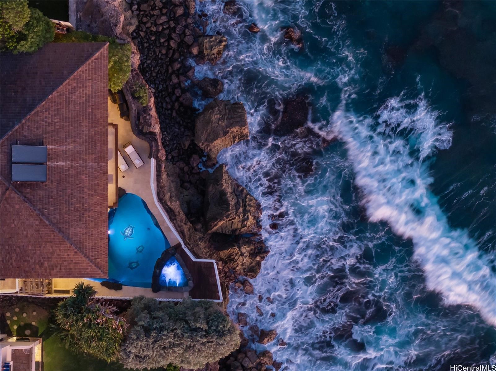 4240 Kaikoo Pl, Honolulu, HI 96816