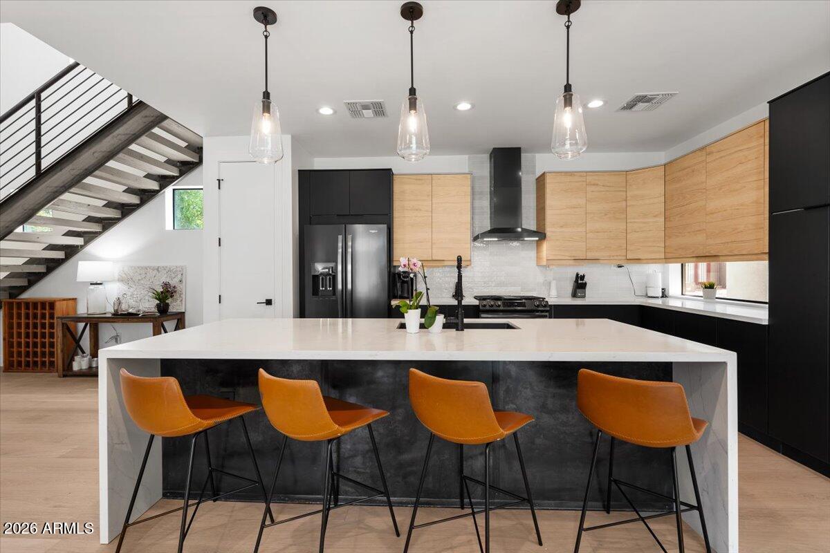 220 W Monterosa St, Phoenix, AZ 85013