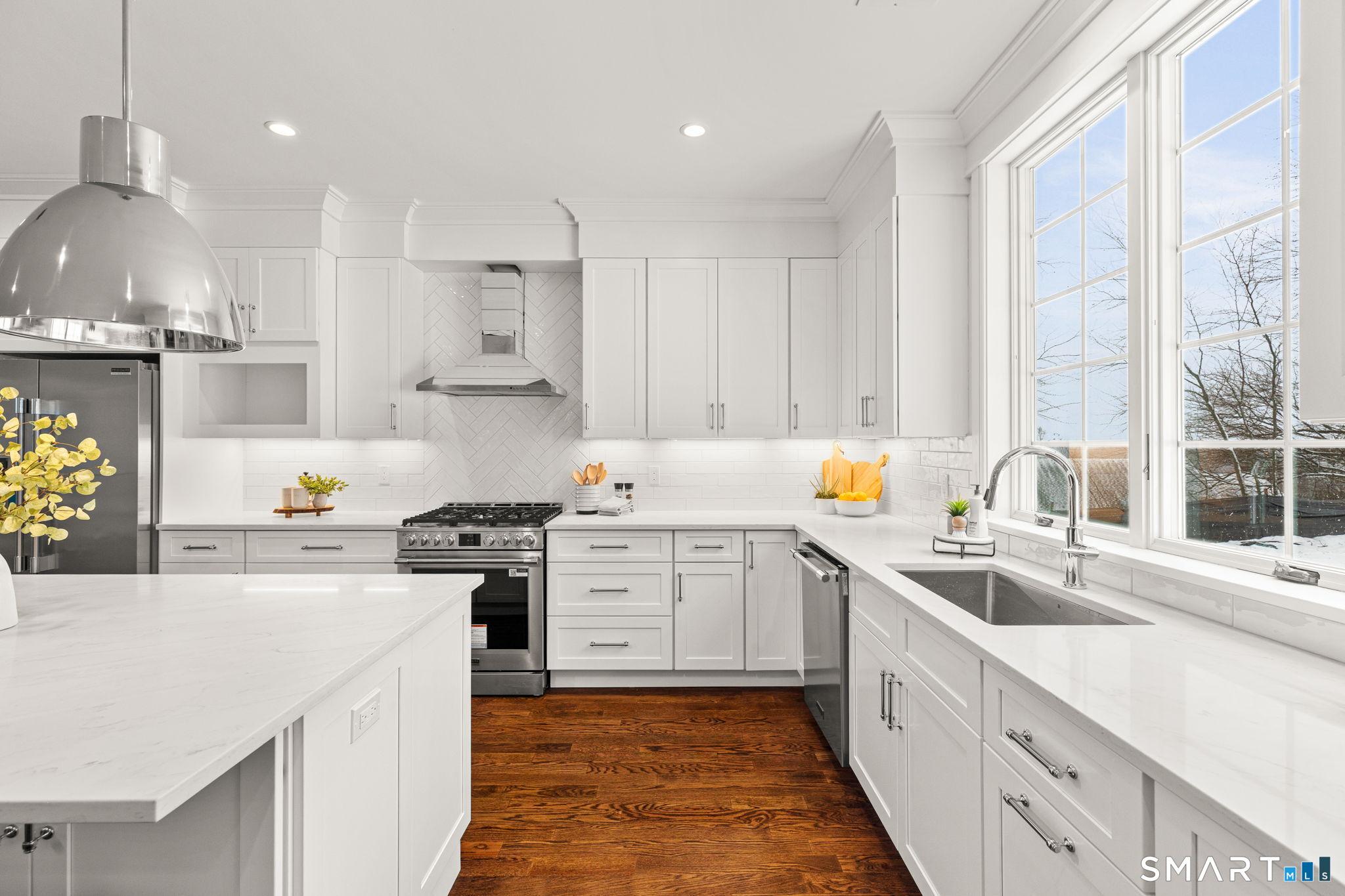 18 Goodhill Rd, Bethel, CT 06801