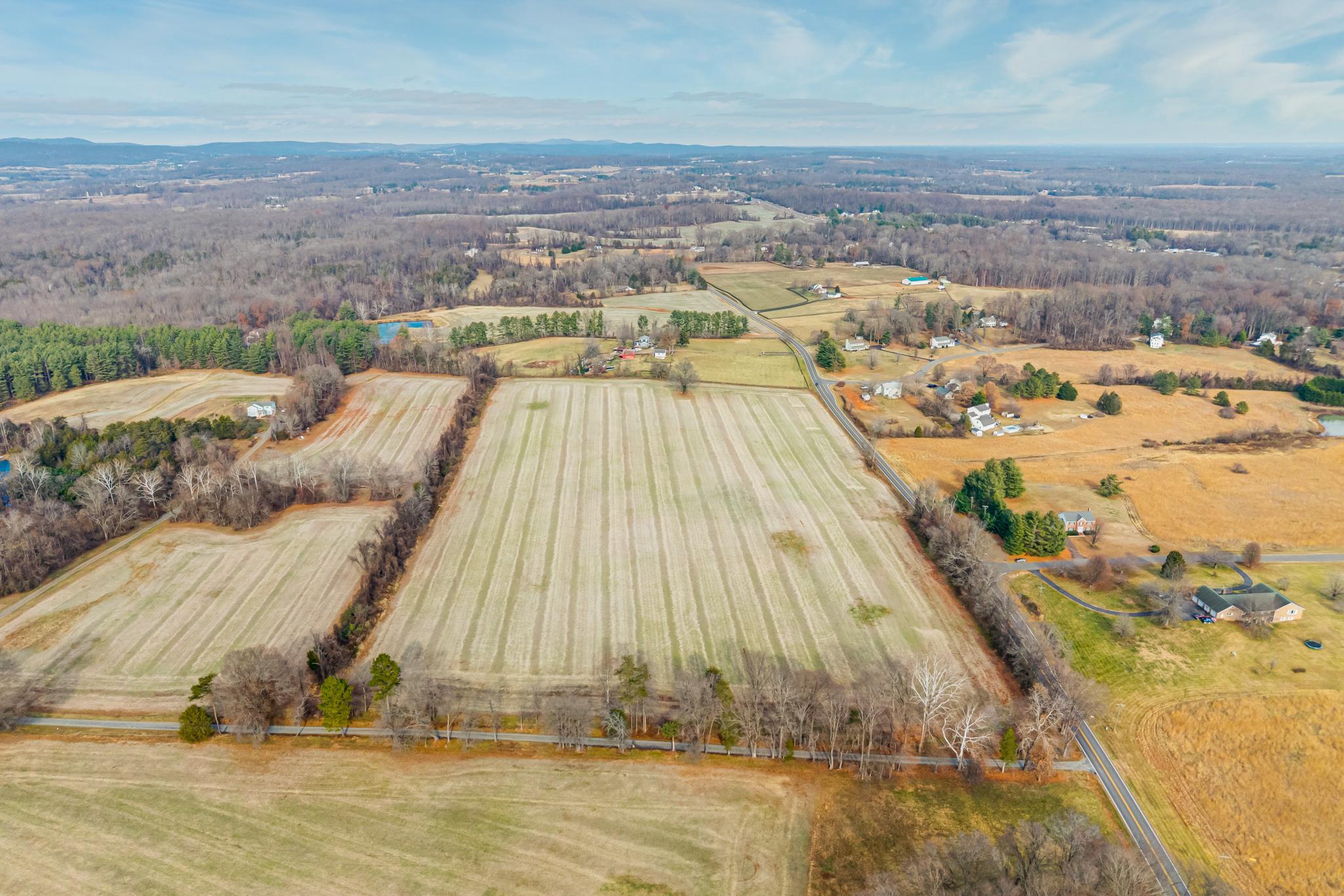 Lees Mill Rd, Warrenton, VA 20186