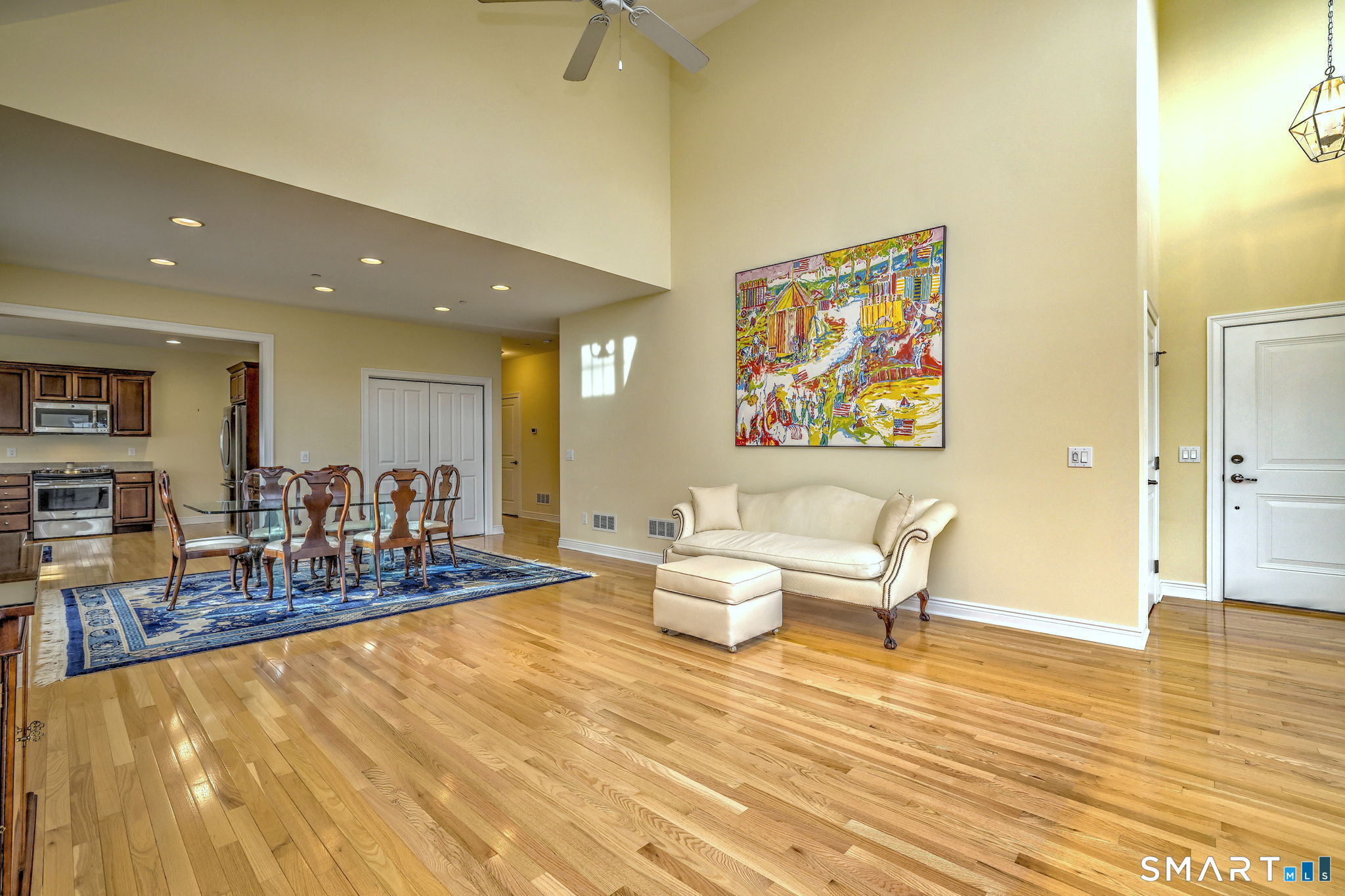 323 Goose Ln, Orange, CT 06477