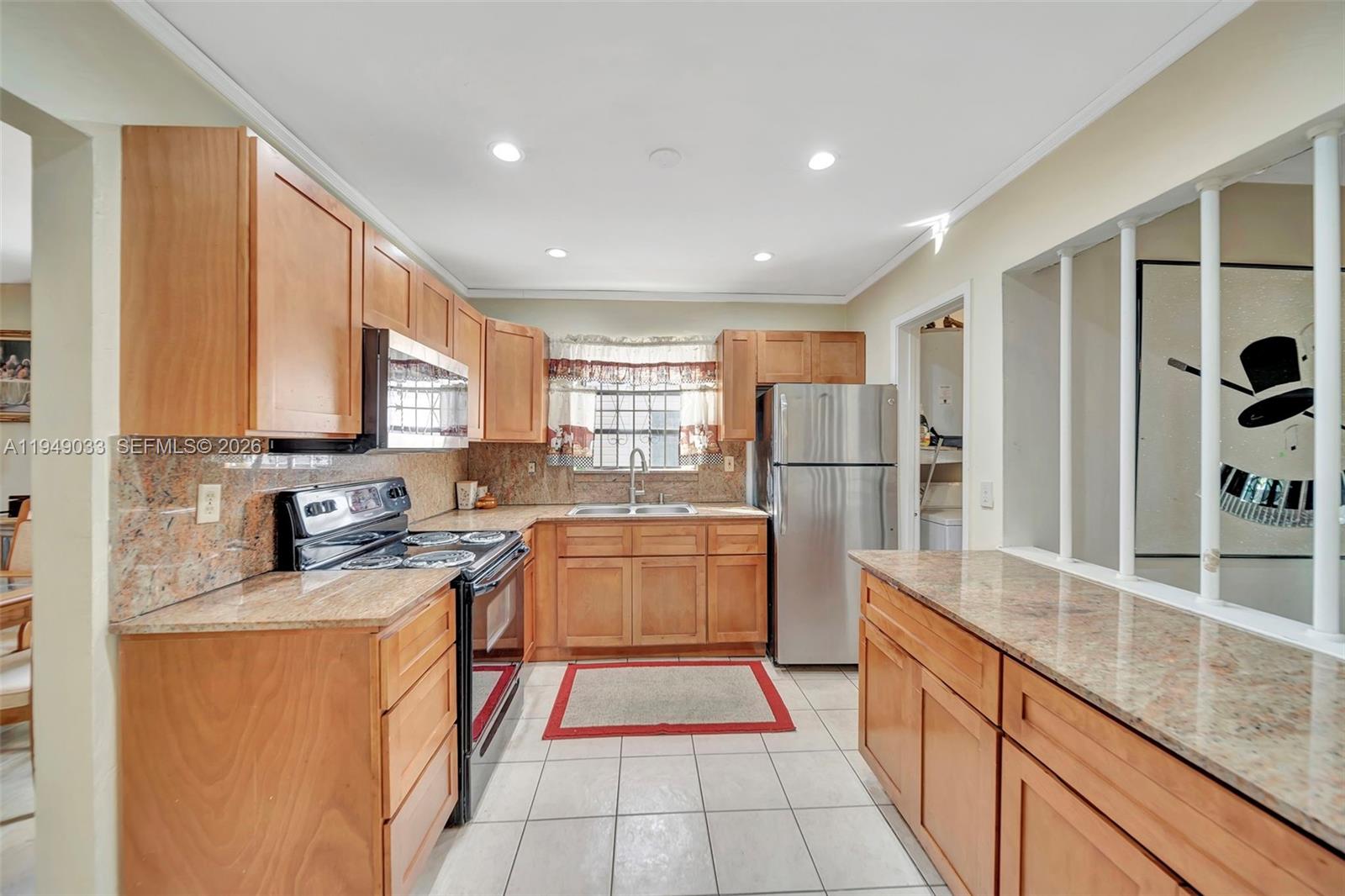 244 NW 43rd St, Miami, FL 33127