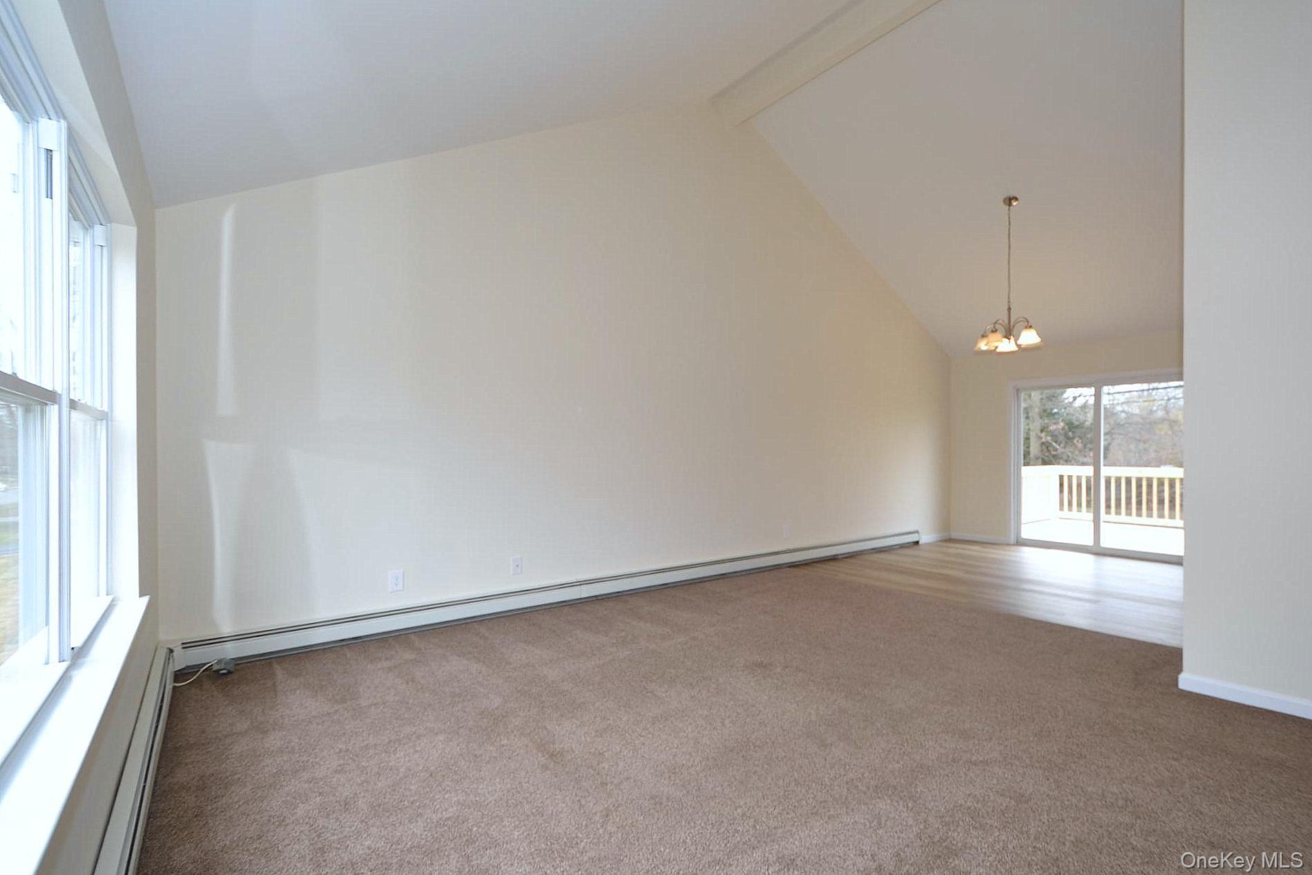 30 Apex Dr, Coram, NY 11727