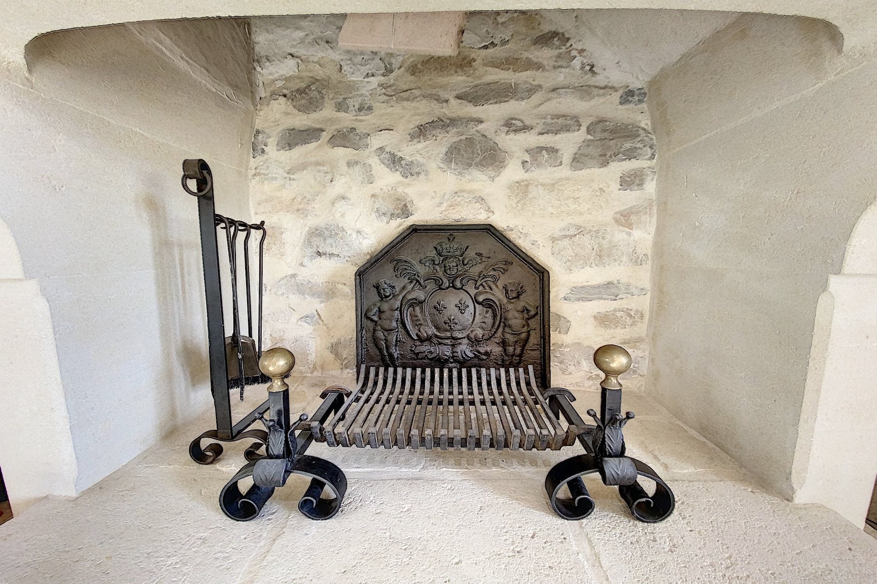 St Laurent D Aigouze, Languedoc-Roussillon 30220, France