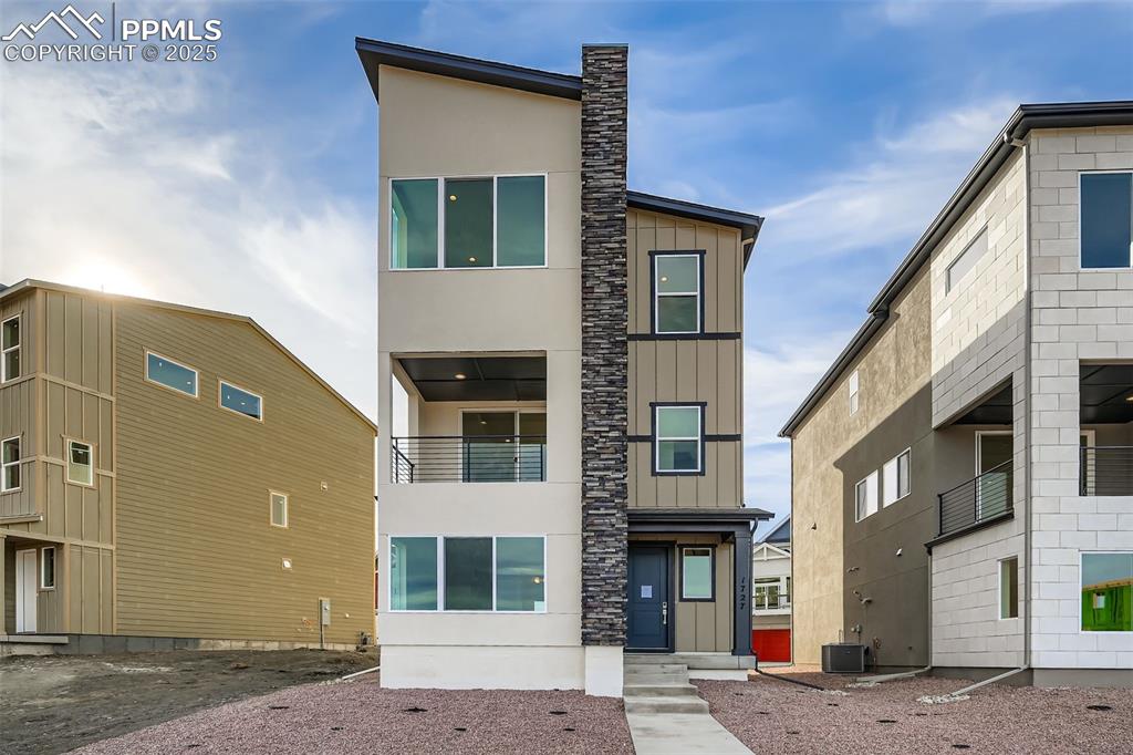 1727 Keystone Crest Lane, Colorado Springs, CO 80904