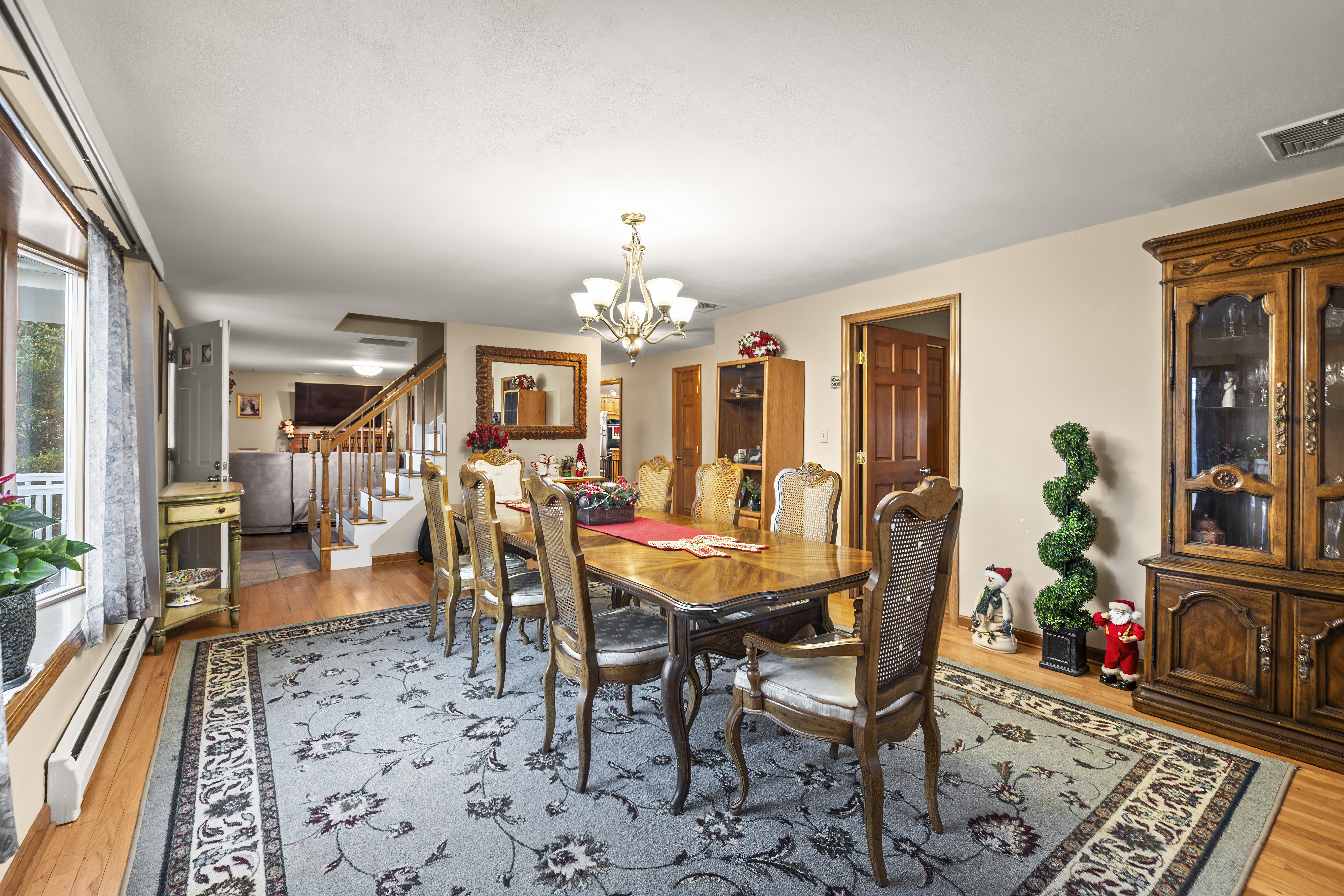 396 Walnut Tree Hill Rd, Shelton, CT 06484