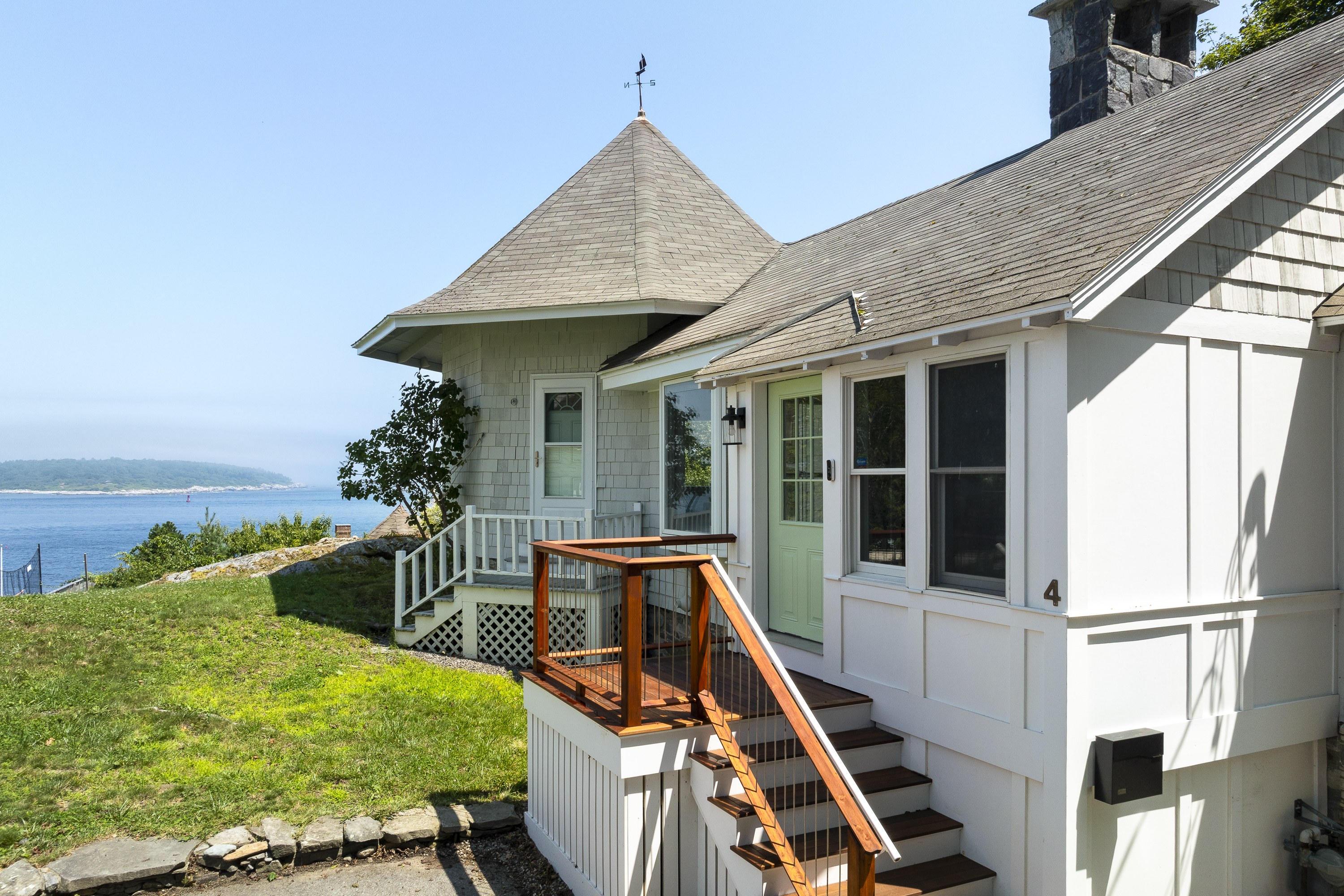 4 Keyes Ln, Cape Elizabeth, ME 04107