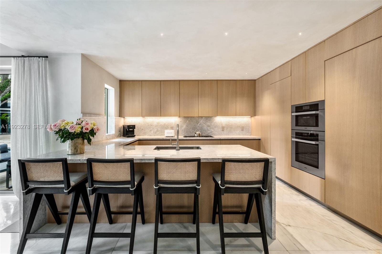 1668 Tigertail Ave, Miami, FL 33133