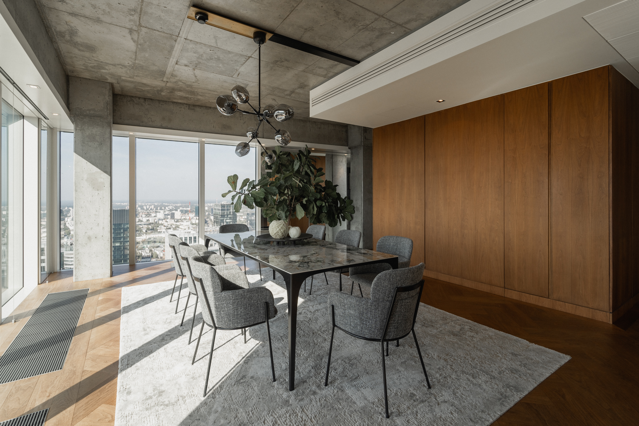 Złota 44, Warsaw, Mazowieckie 00-120, Poland