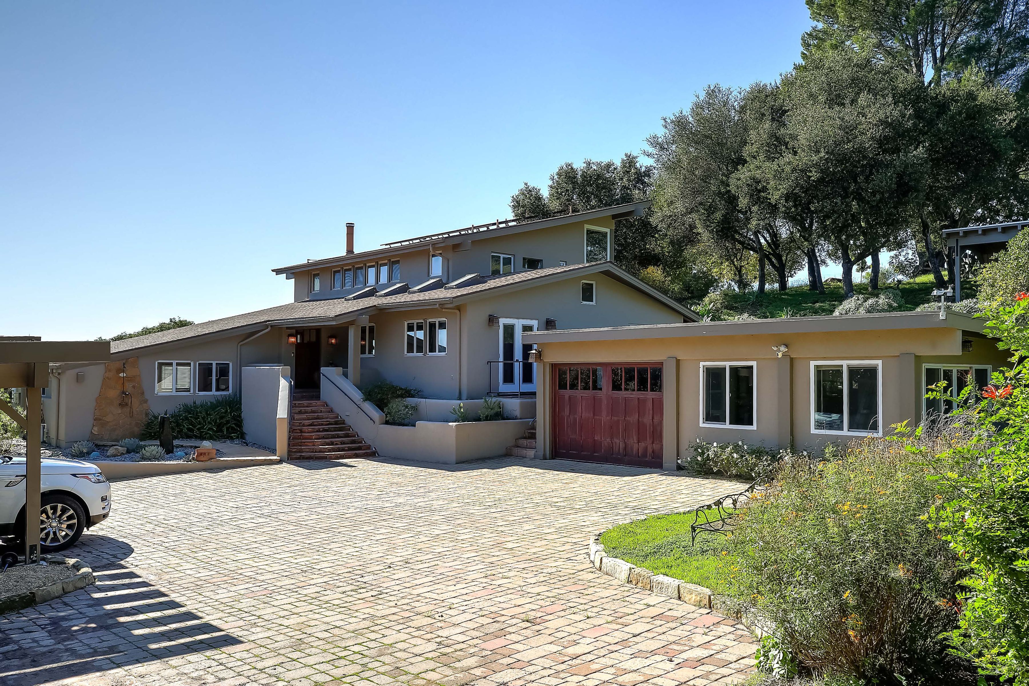 2020 Las Canoas Ridge Way, Santa Barbara, CA 93105