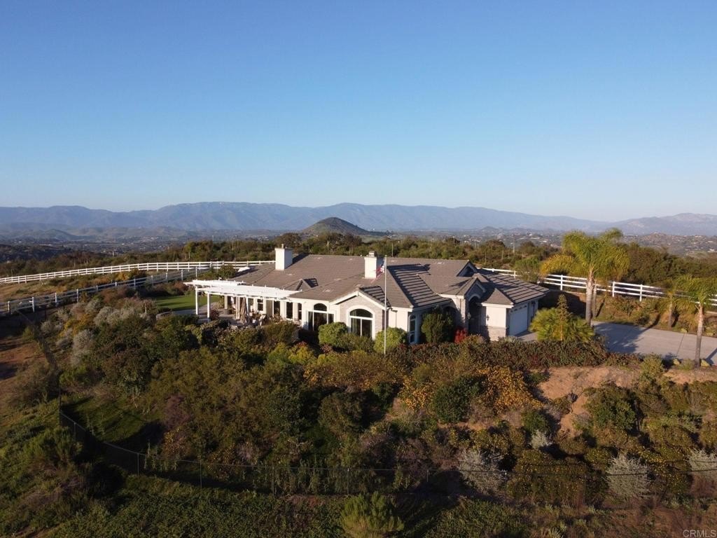 28623 Willow Park Rd, Escondido, CA 92026