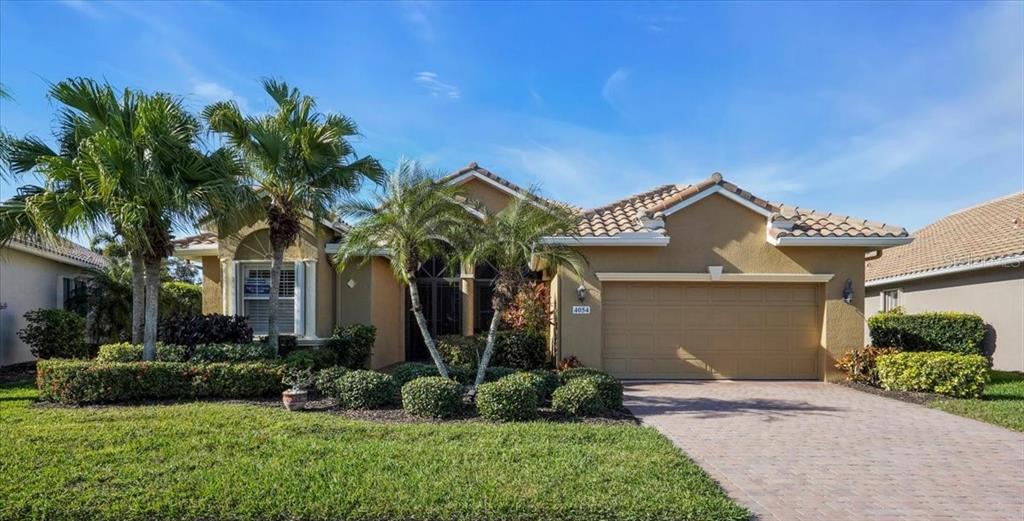 4054 65th Pl E, Sarasota, FL 34243