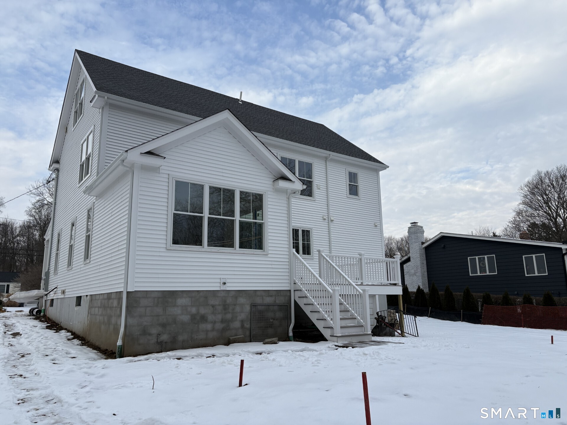 217 Fairland Dr, Fairfield, CT 06825