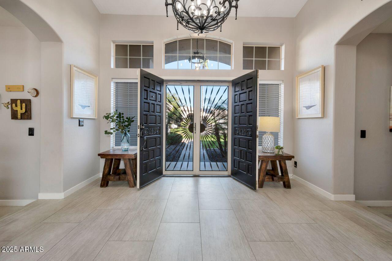 8695 E Charter Oak Dr, Scottsdale, AZ 85260