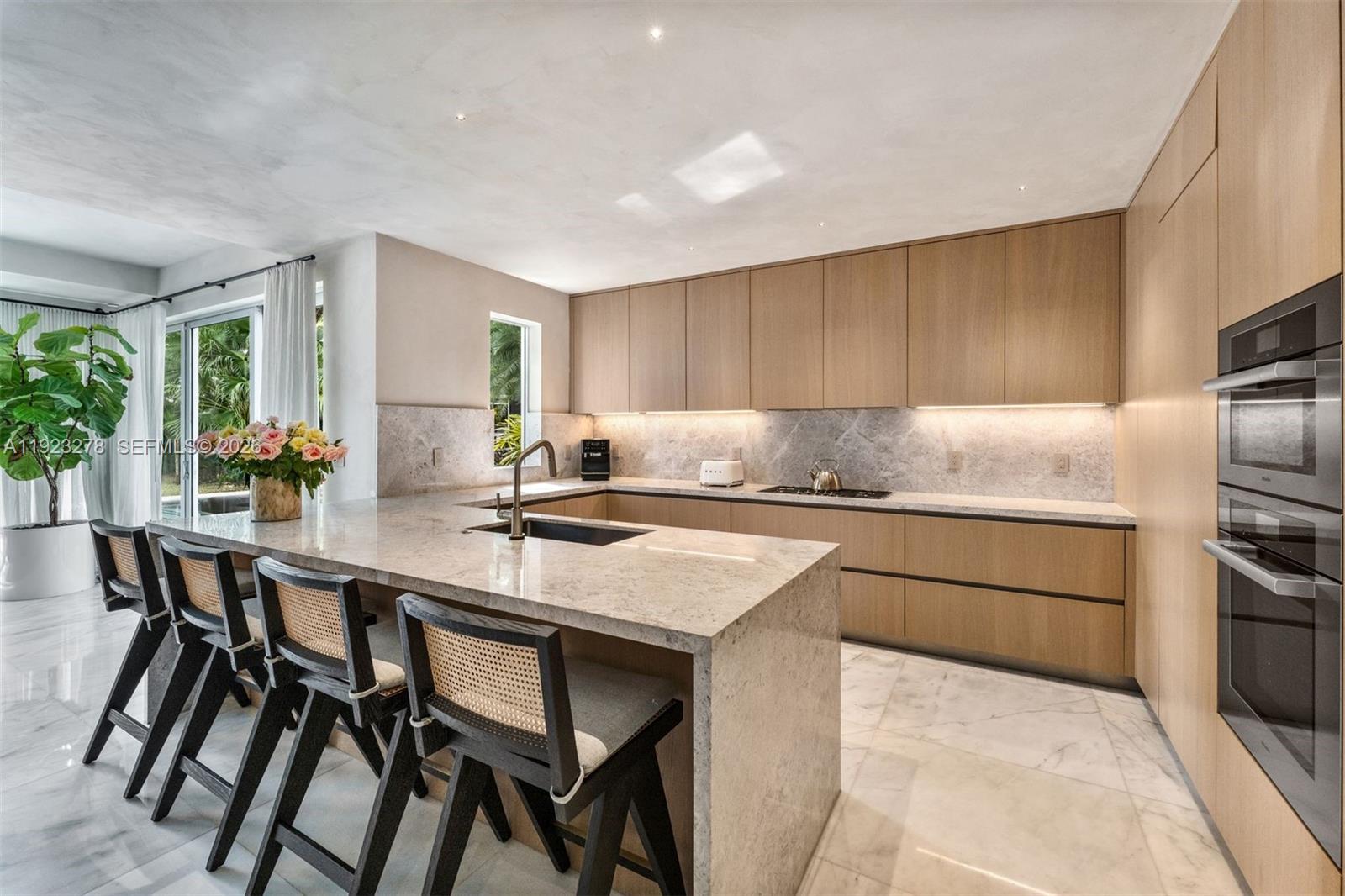 1668 Tigertail Ave, Miami, FL 33133