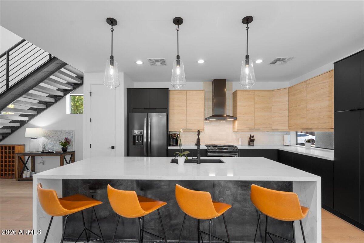 220 W Monterosa St, Phoenix, AZ 85013