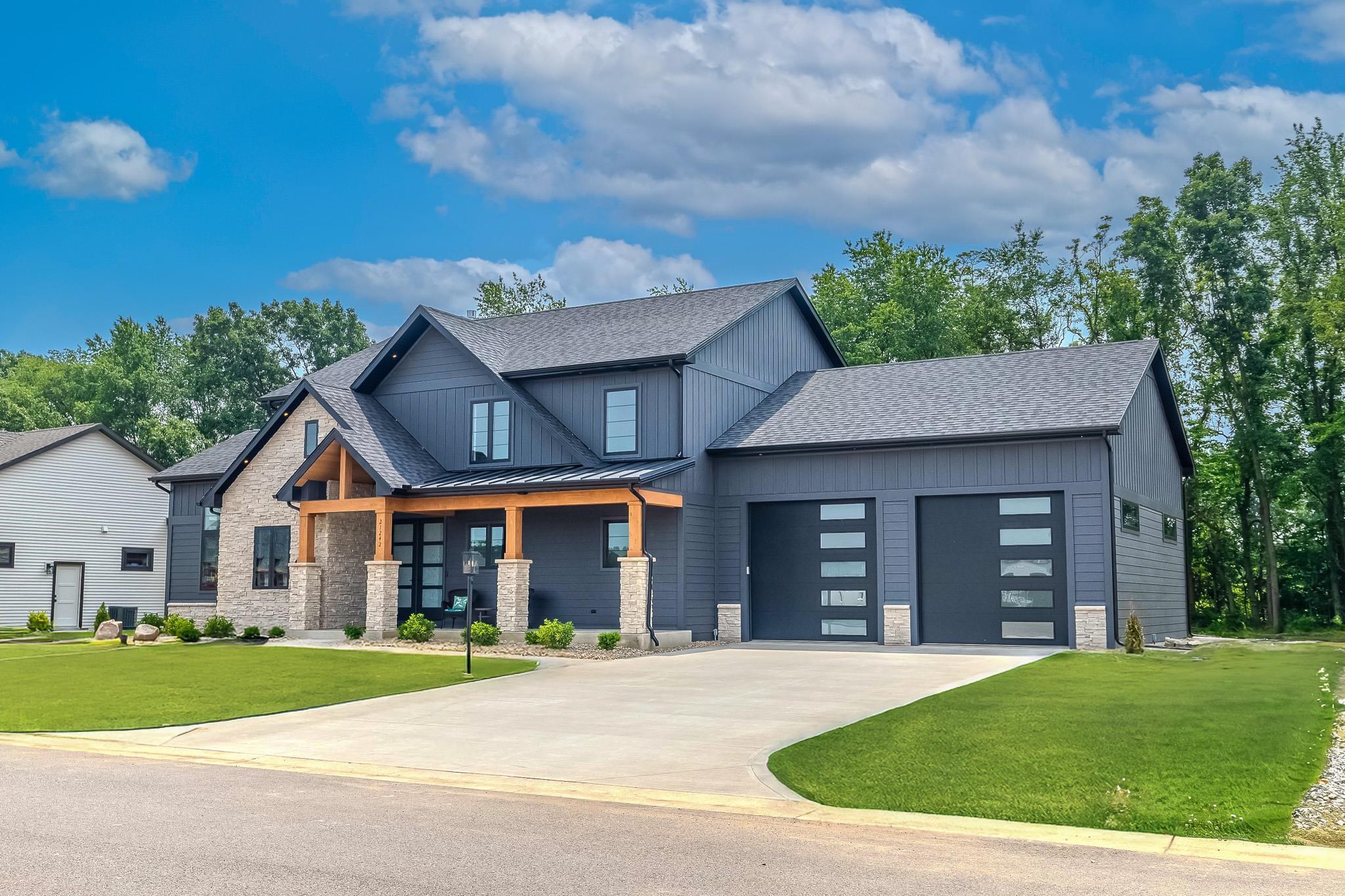 21242 Hallton Drive, IN 46507