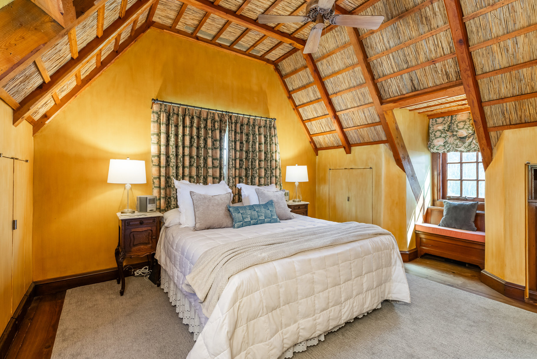 2621 E Providence Ct, Holladay, UT 84121