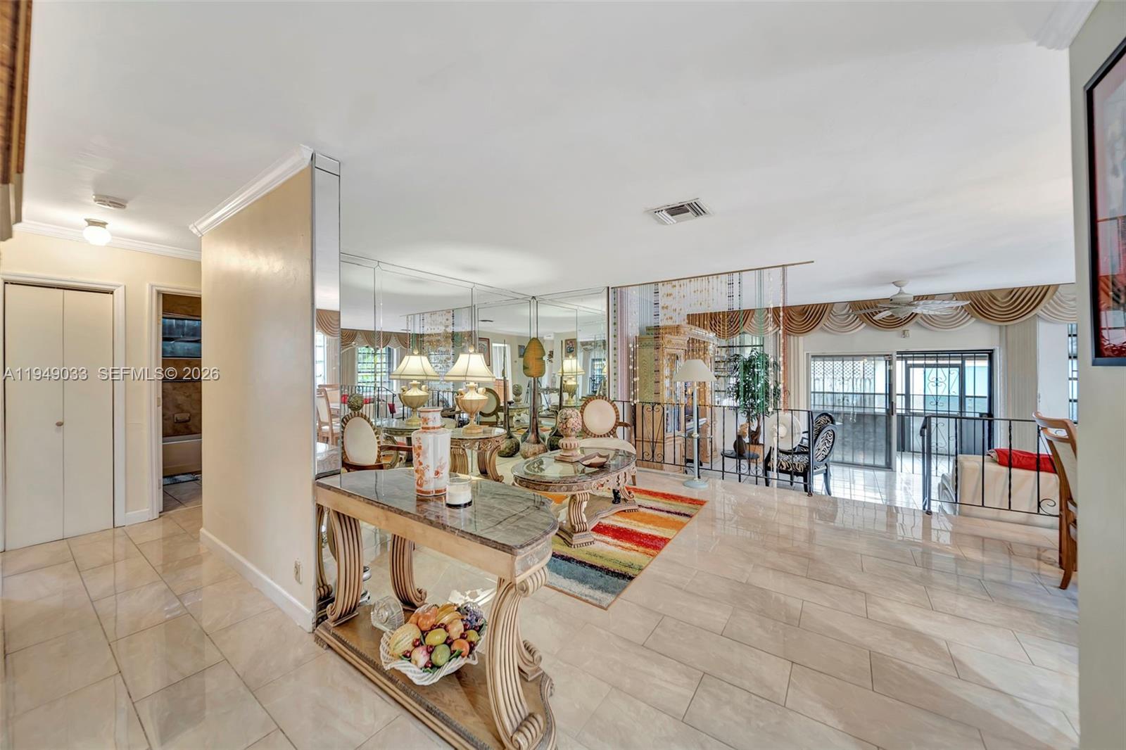 244 NW 43rd St, Miami, FL 33127