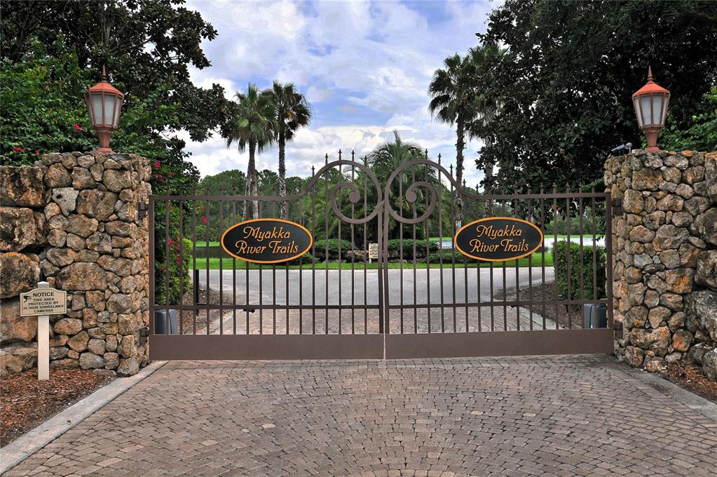 710 N River Rd, Venice, FL 34293