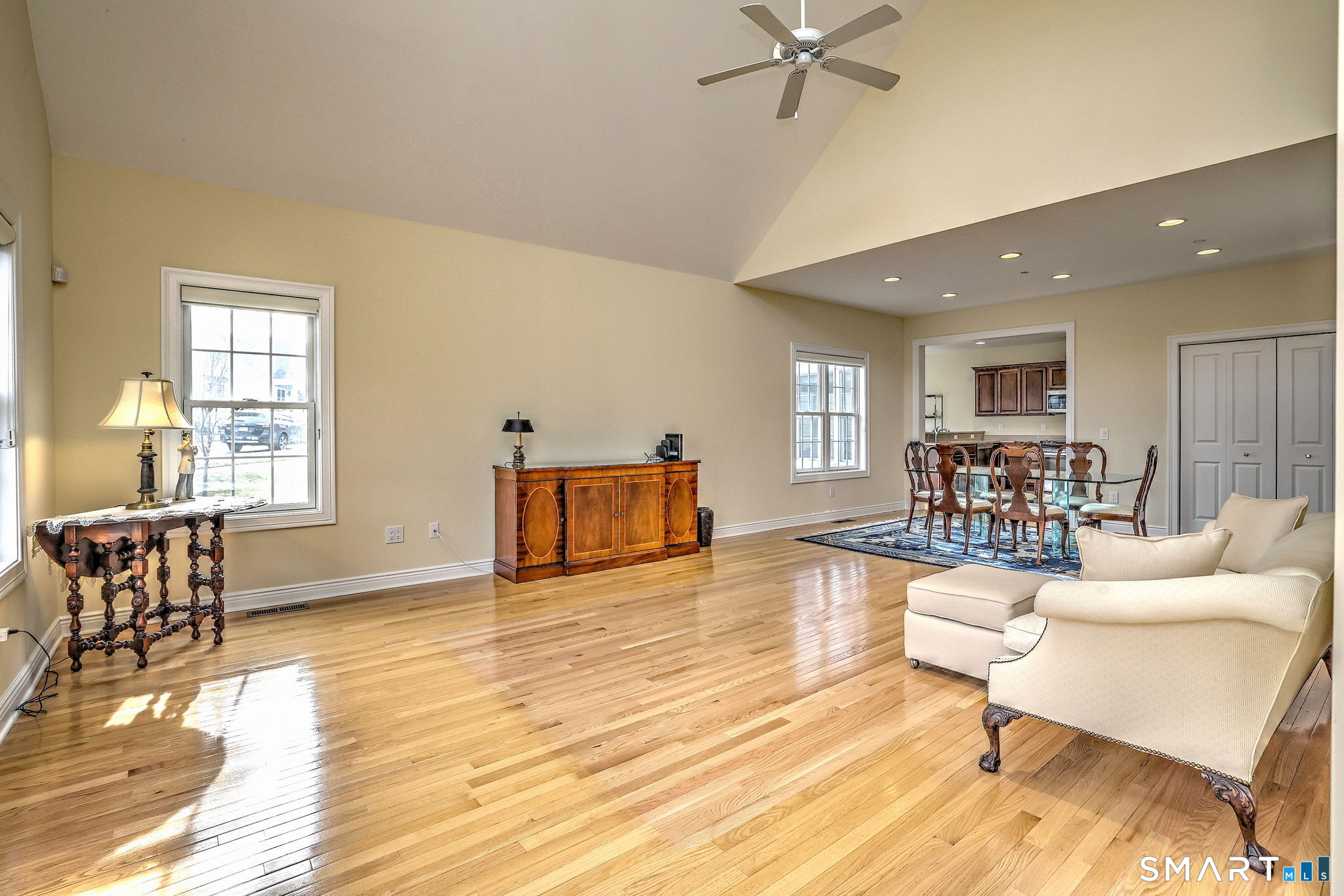 323 Goose Ln, Orange, CT 06477