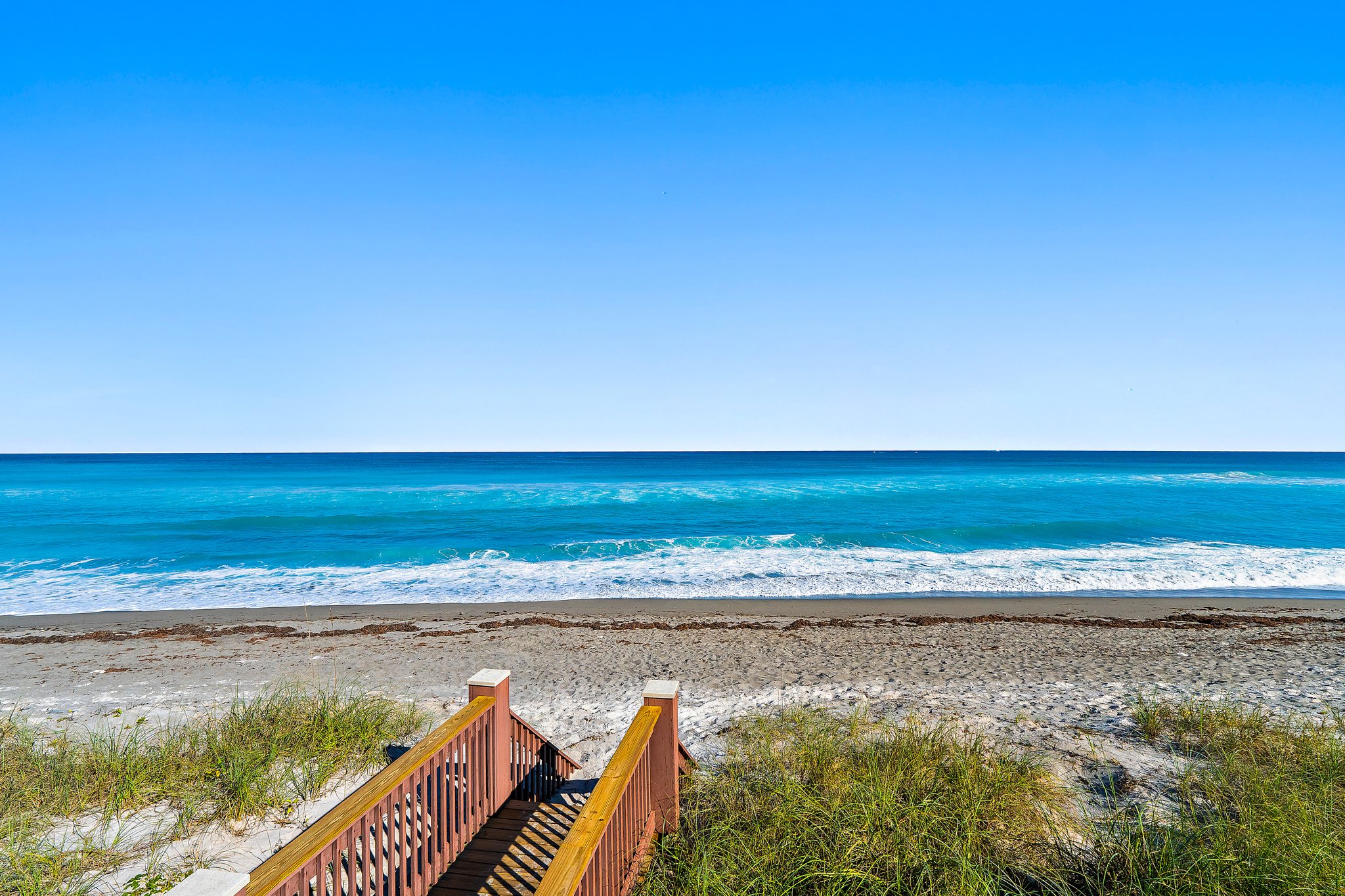 19850 Beach Rd, Jupiter, FL 33469