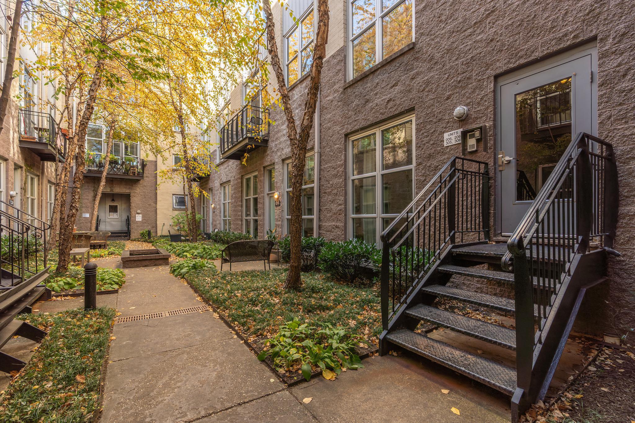 2380 Champlain St NW, Washington, DC 20009