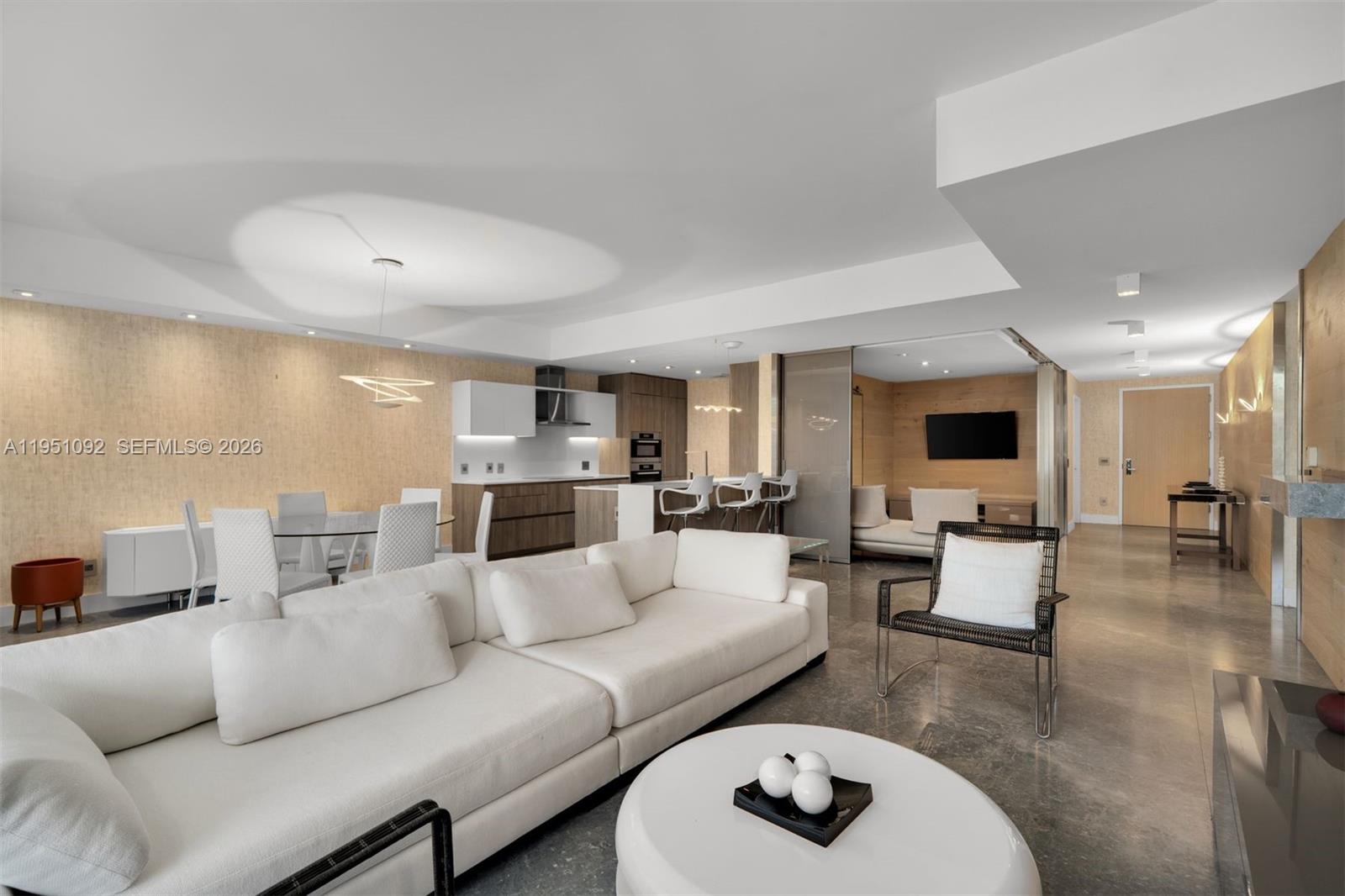 350 Ocean Dr, Key Biscayne, FL 33149