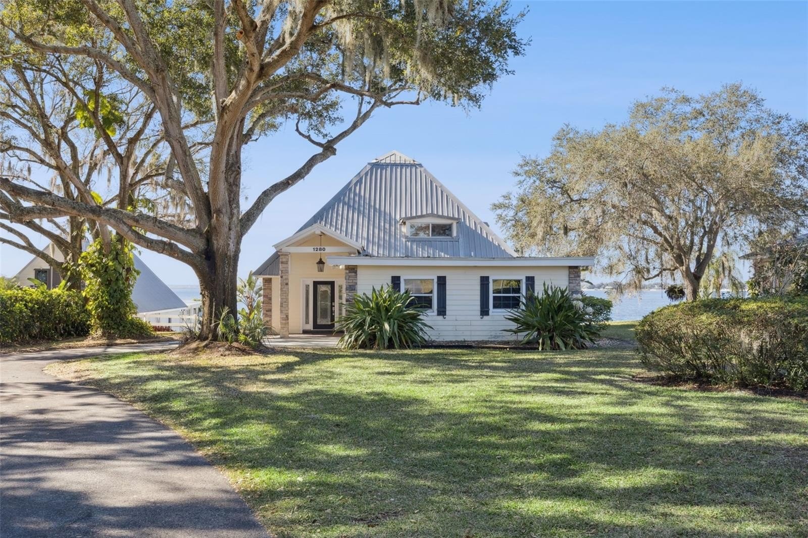 1280 Crooked Lake Dr N, Babson Park, FL 33827