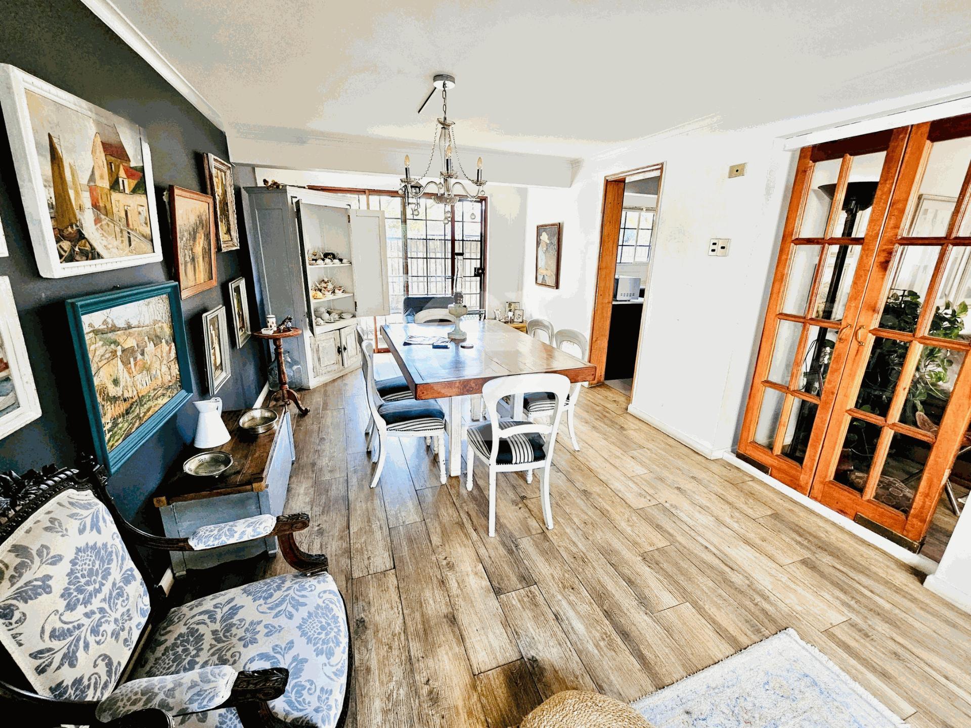 Calle Trafalgar, 7570255 Las Condes, Santiago Metropolitan Region, Chile