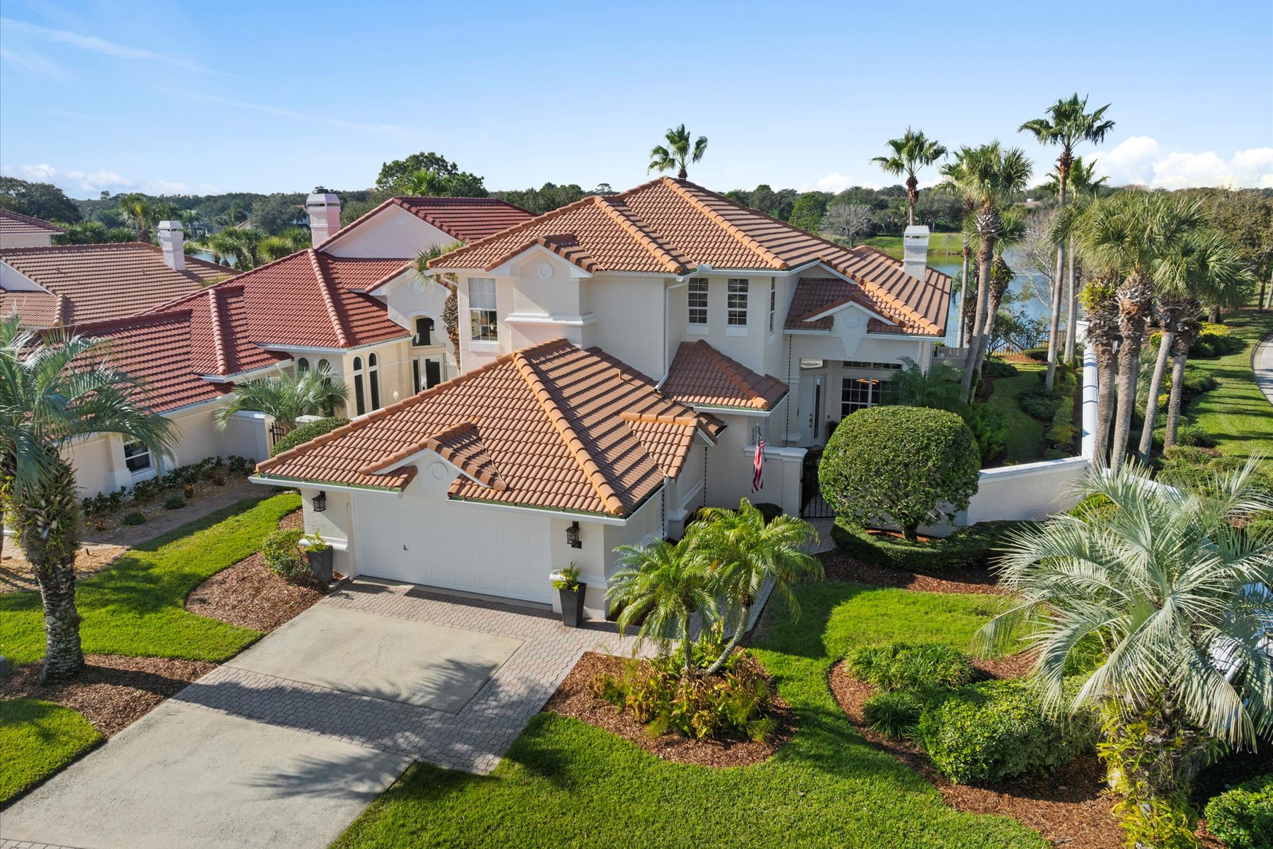 2 Marbella Ct, Palm Coast, FL 32137