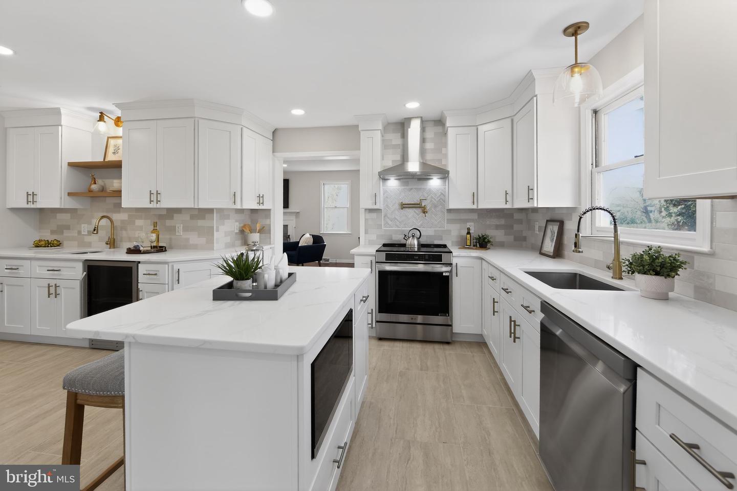 76 E Rose Tree Rd, Media, PA 19063