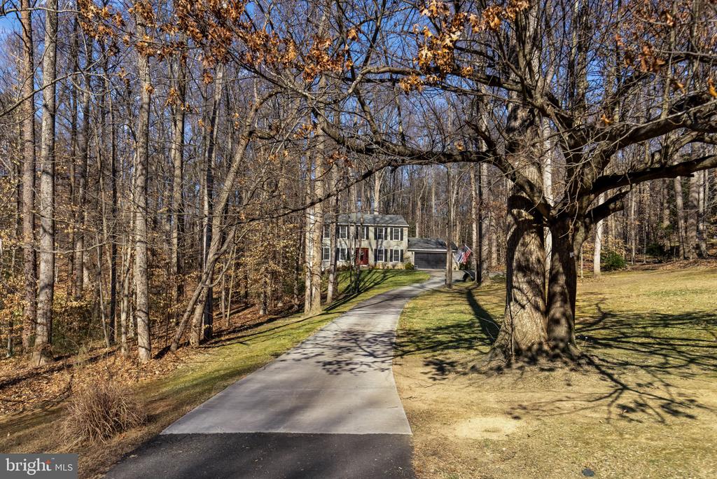 5356 Wade Ln, Woodbridge, VA 22192