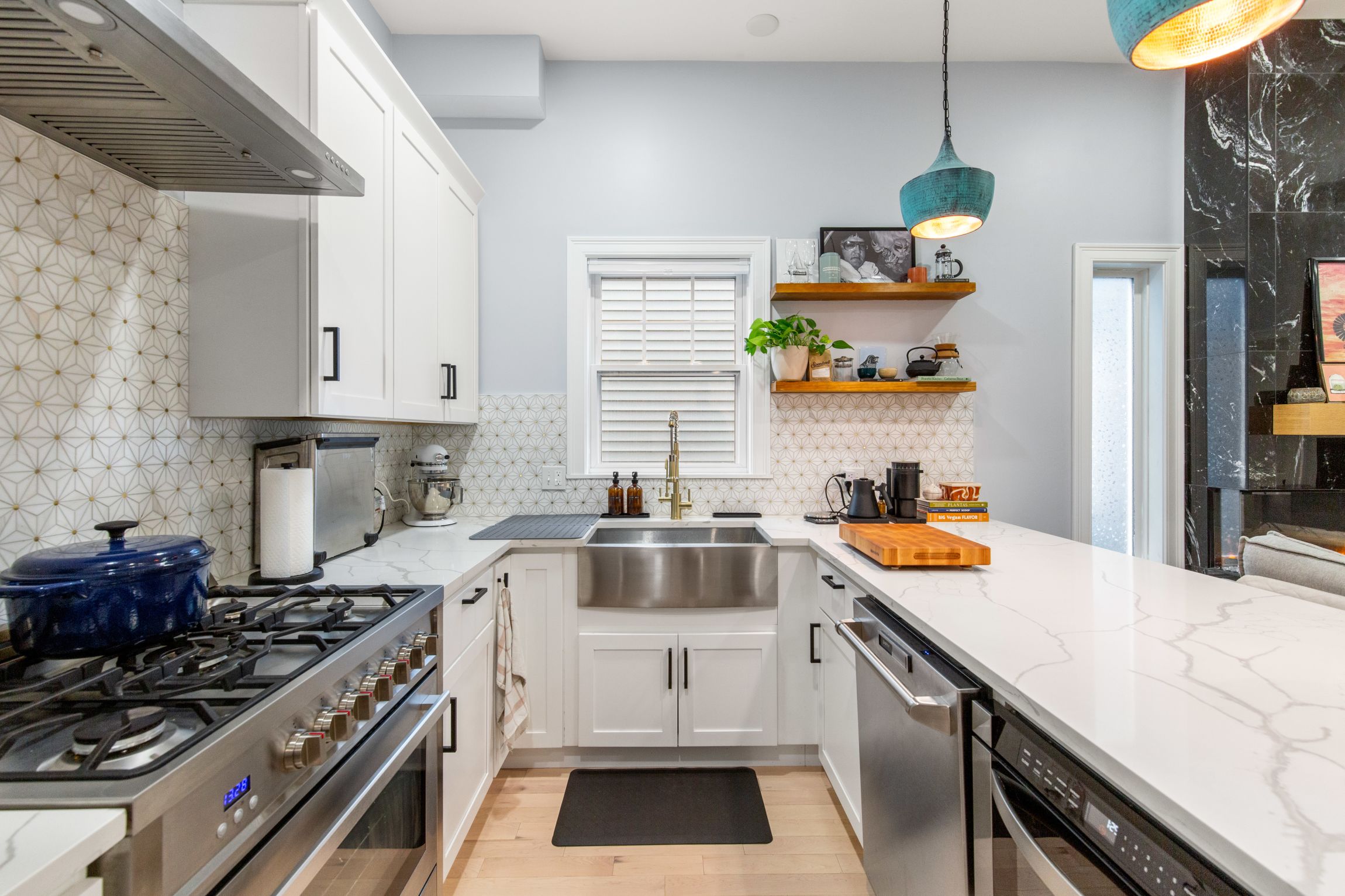 32 Cameron Ave, Cambridge, MA 02140