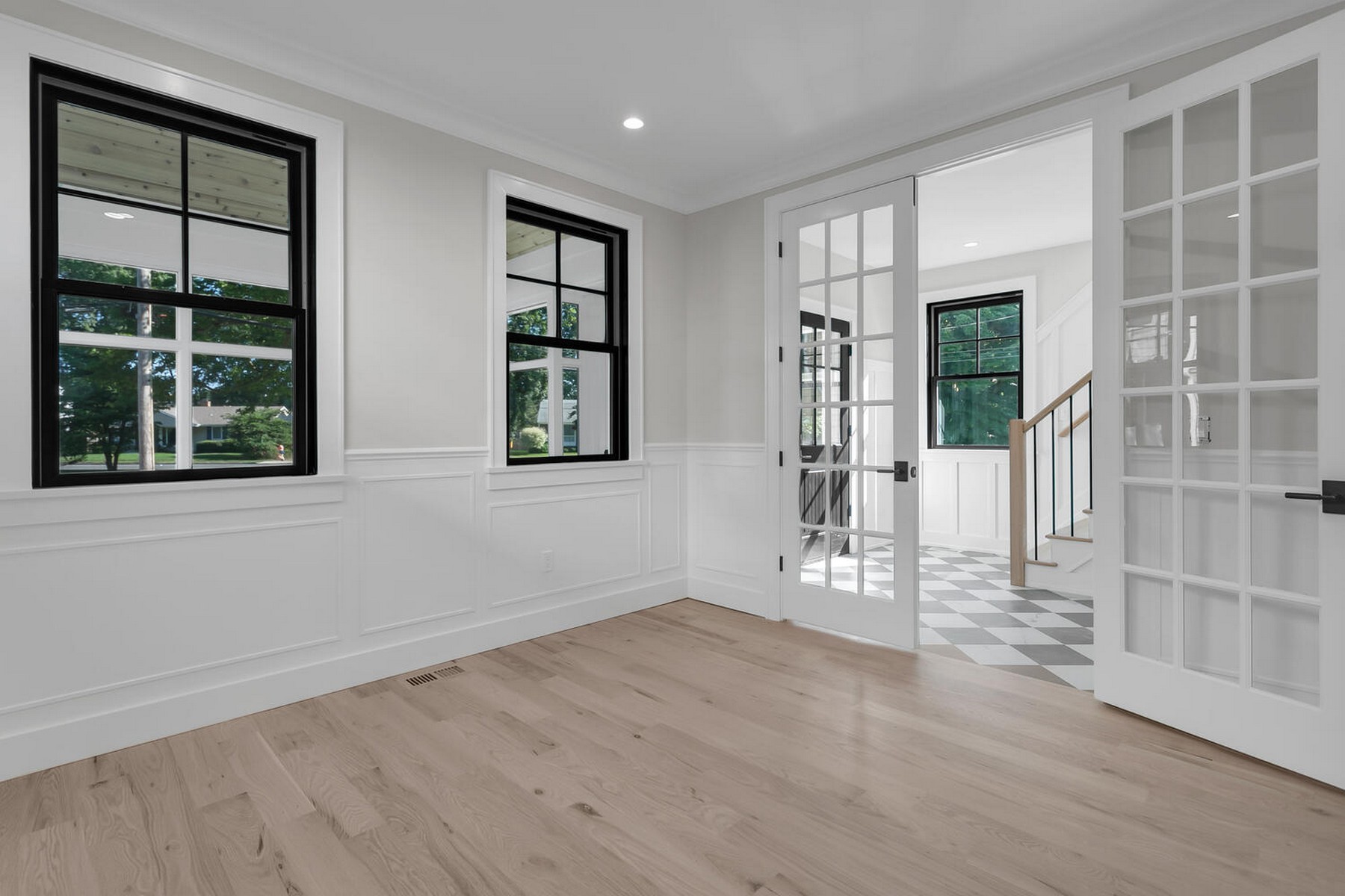 121 Black Point Rd, Rumson, NJ 07760