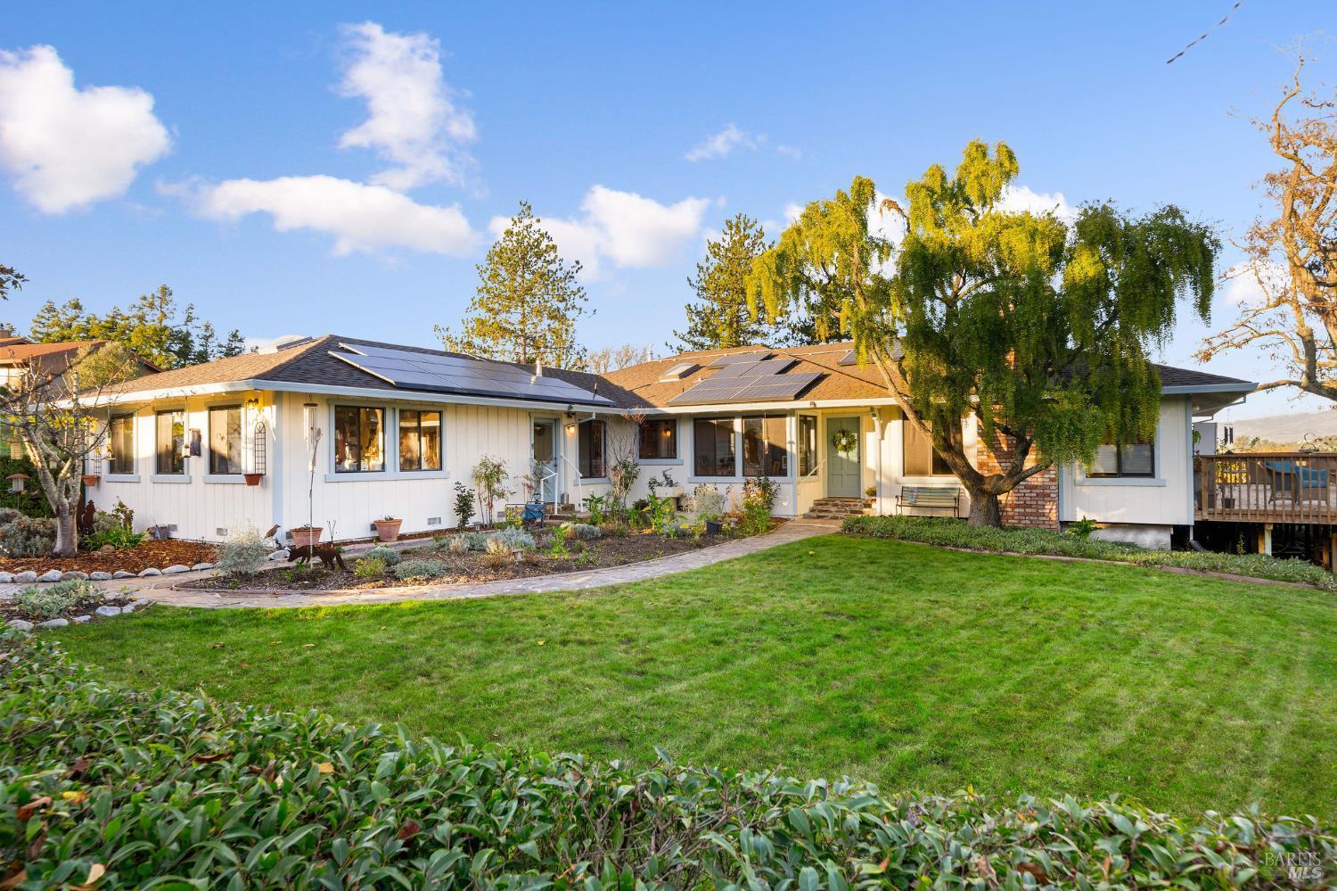 2850 Western Ave, Petaluma, CA 94952