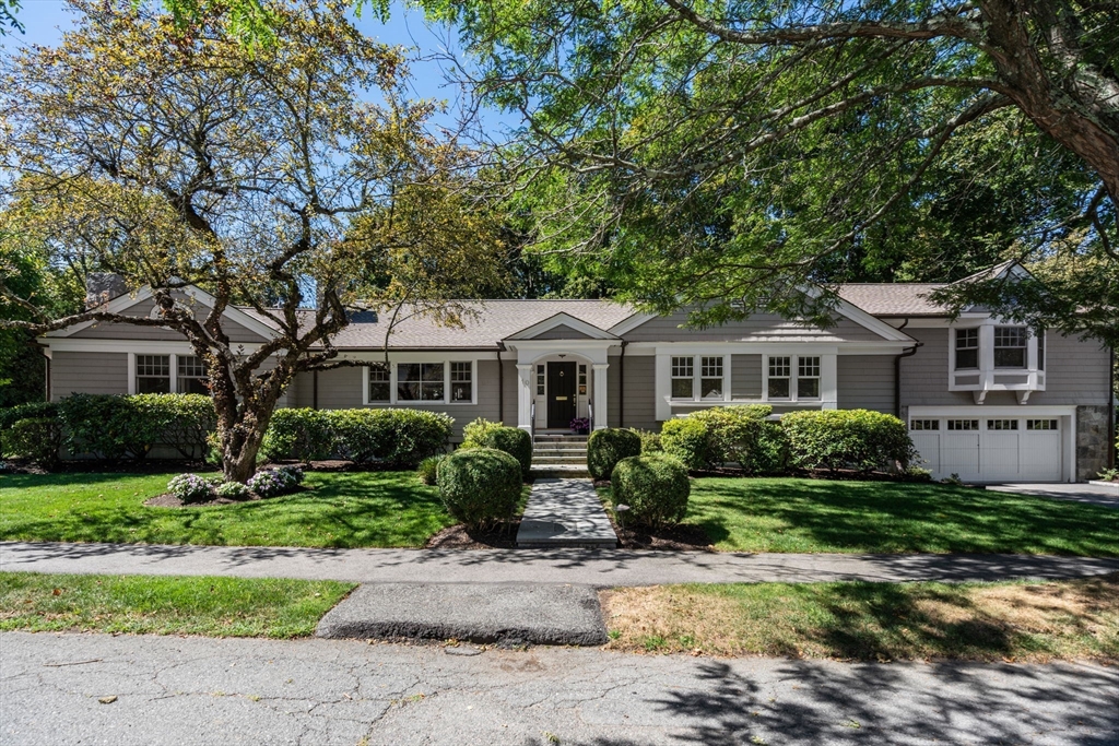 10 Ruane Rd, Newton, MA 02465