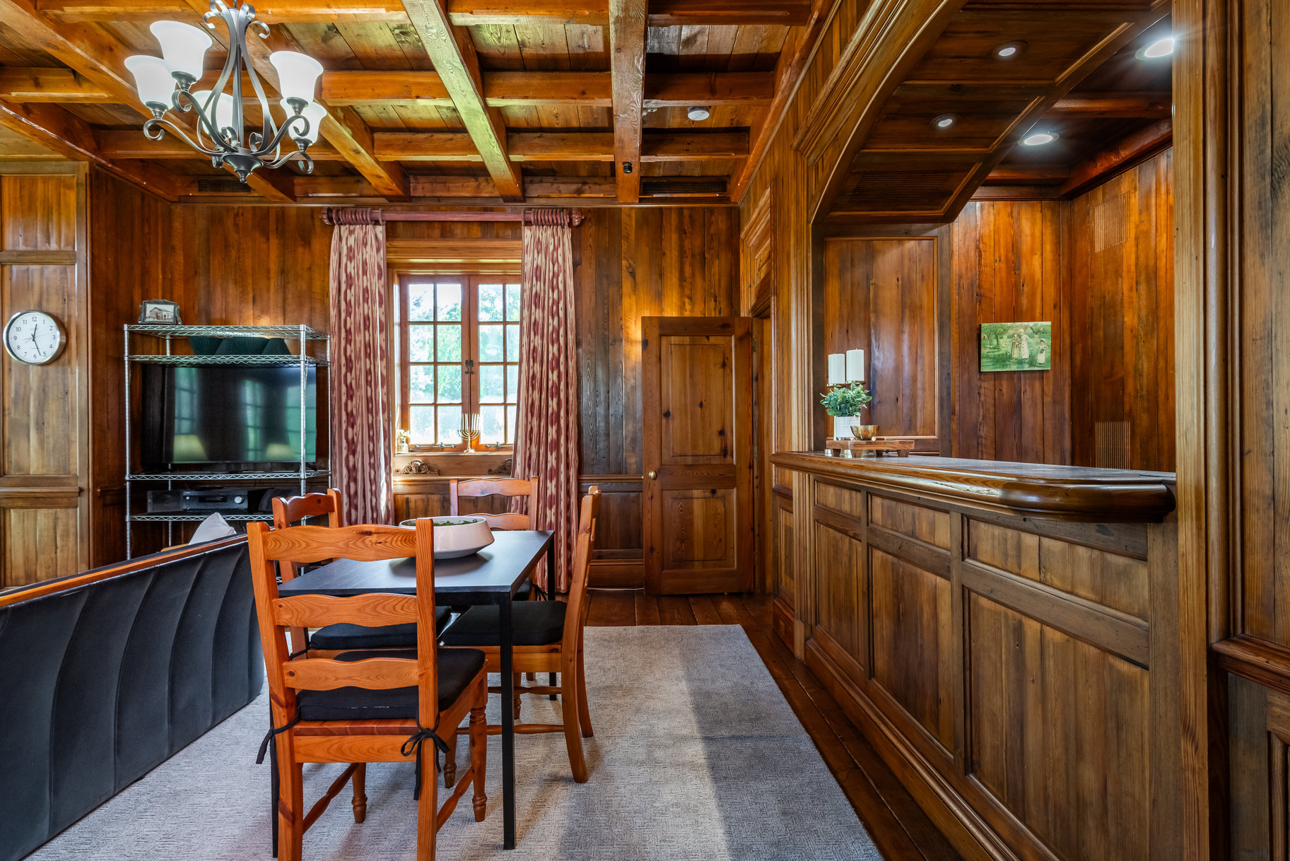 2621 E Providence Ct, Holladay, UT 84121