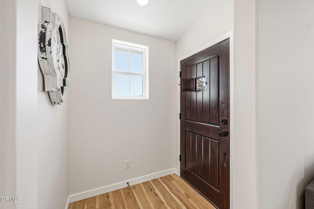 1131 W 2nd St, Oxnard, CA 93030