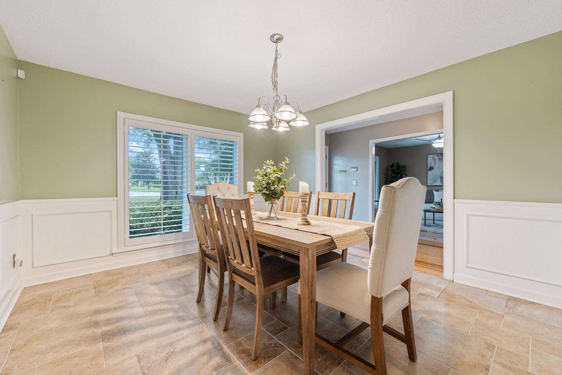 137 Spring Chase Circle, Altamonte Springs, FL 32714